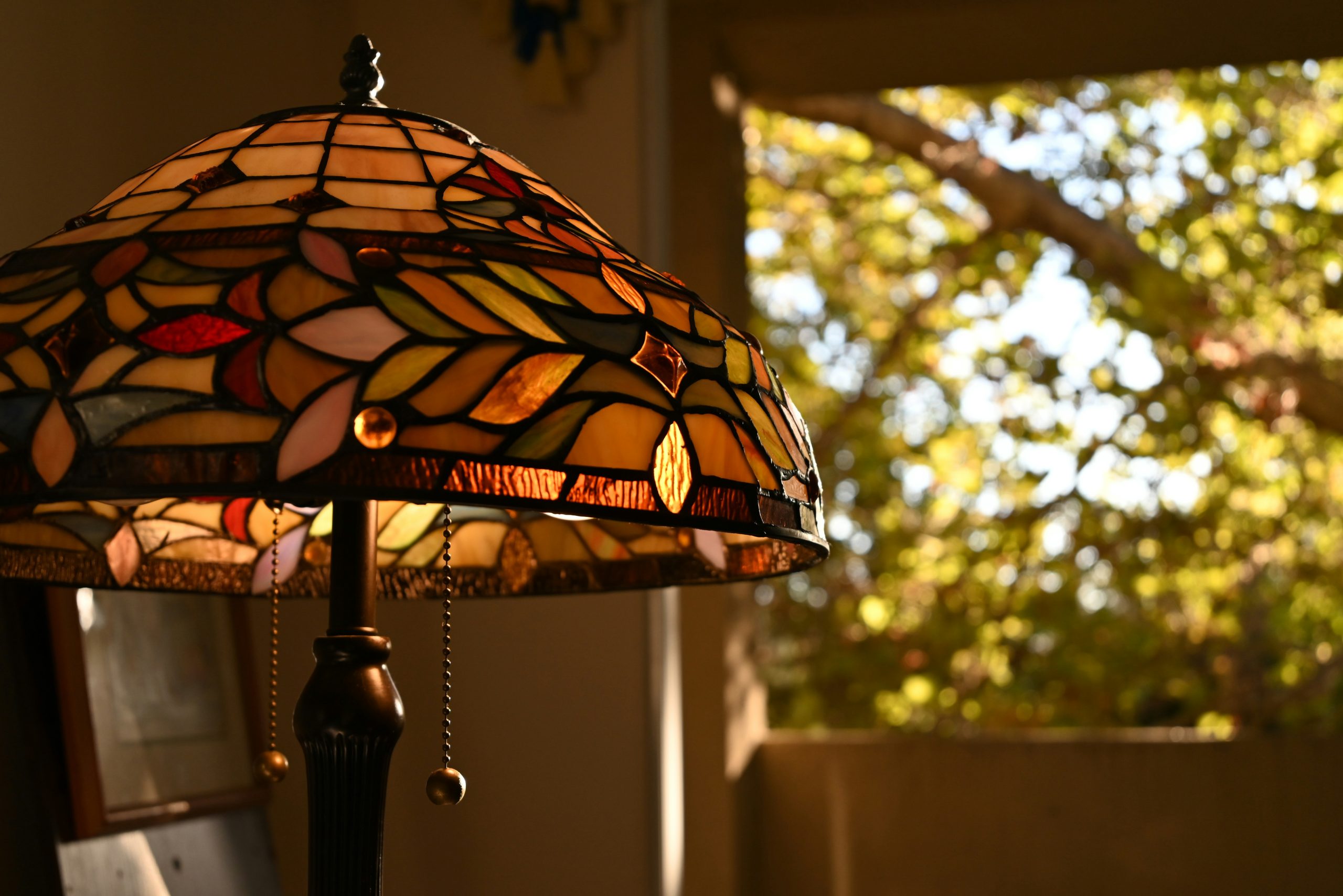 Hoe herken je een originele Tiffany lamp en wat is de waarde ervan ...